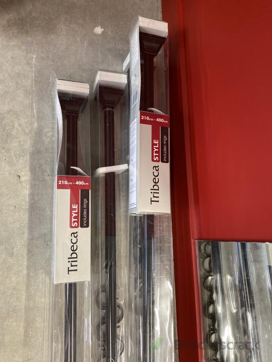 Curtain rail installation (#557240) | Builderscrack