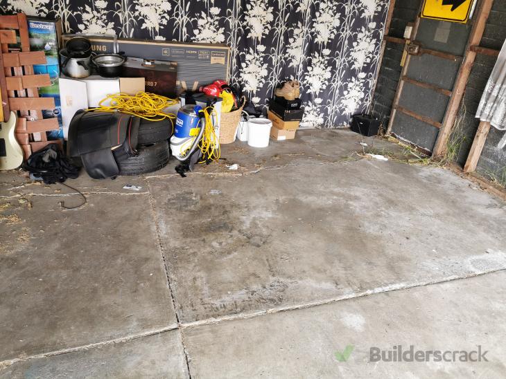 Broken / sunken Garage repair (#567363) | Builderscrack