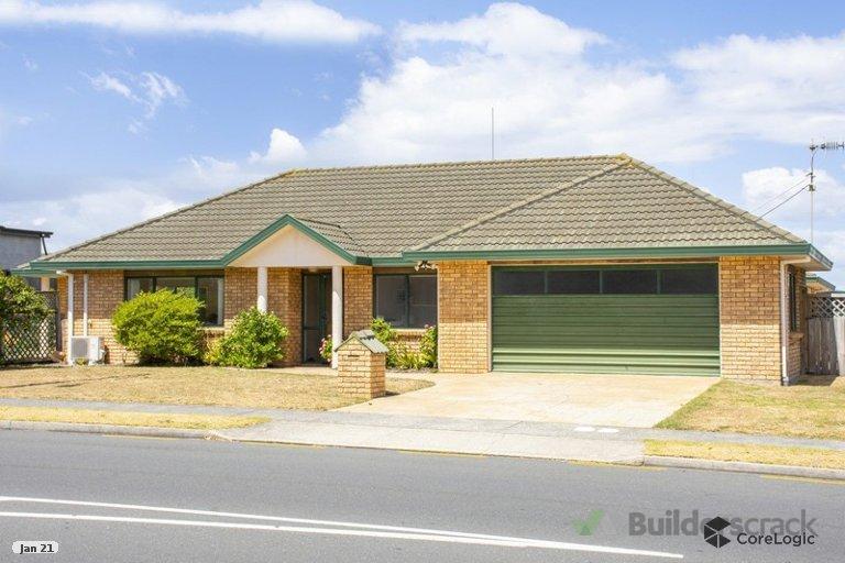 Fence (and also optional sliding gate) for 5 Sandhurst (# 570815 ...