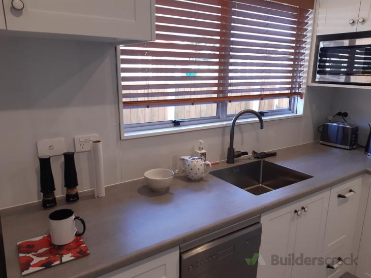 Tiling Splashbacks (# 580150) | Builderscrack