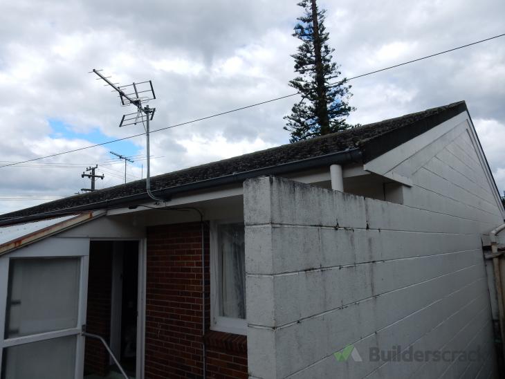 Guttering replacement or repair + Wall capping/flushing work. (# 586849 ...