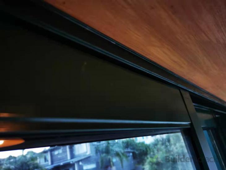 Door falling off the frame (# 596050) | Builderscrack