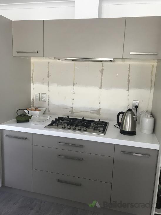 Splash back behind hob (# 597771) | Builderscrack