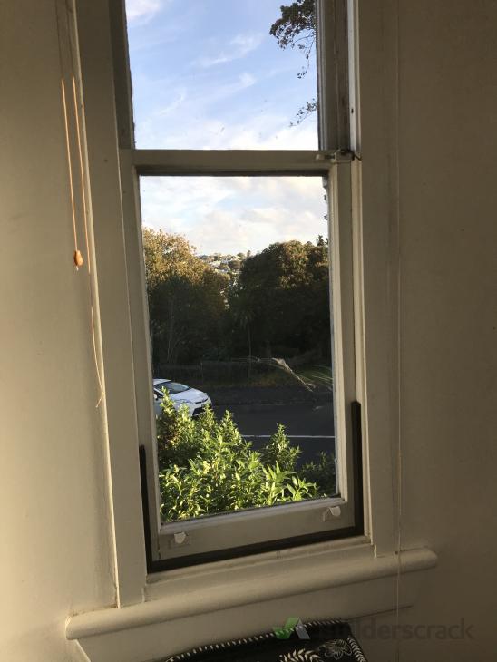 Draughty windows (# 607471) | Builderscrack