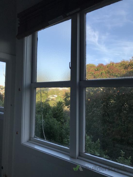 Draughty windows (# 607471) | Builderscrack