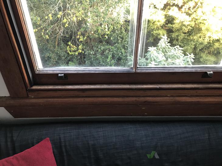 Draughty windows (# 607471) | Builderscrack