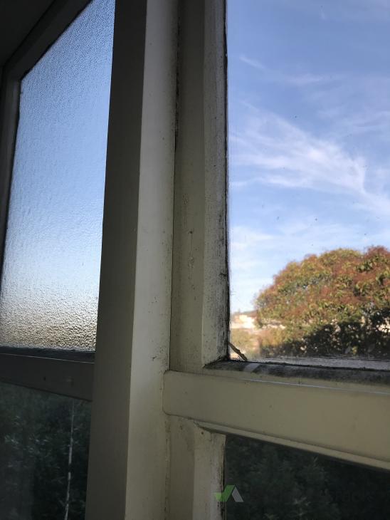 Draughty windows (# 607471) | Builderscrack