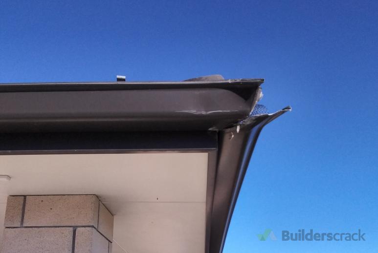 Replacement of damaged gutter (# 614623) | Builderscrack